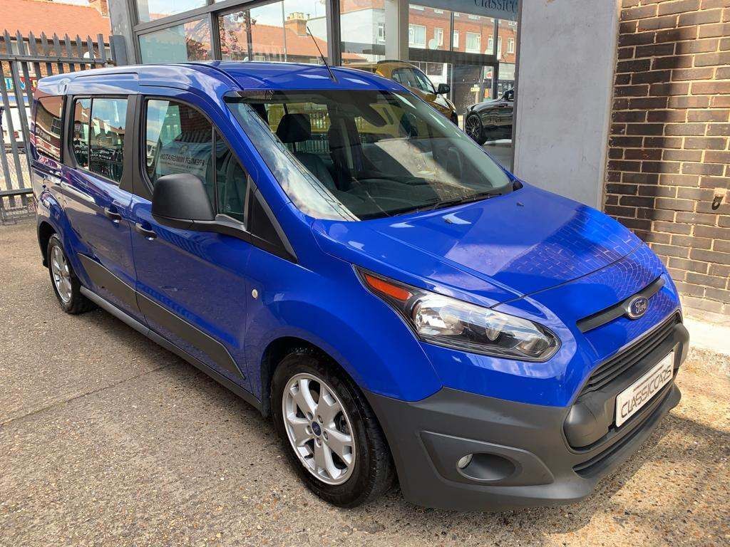 Sold YJ69LXR 2019 Ford Tourneo Connect - History / How much is it worth?