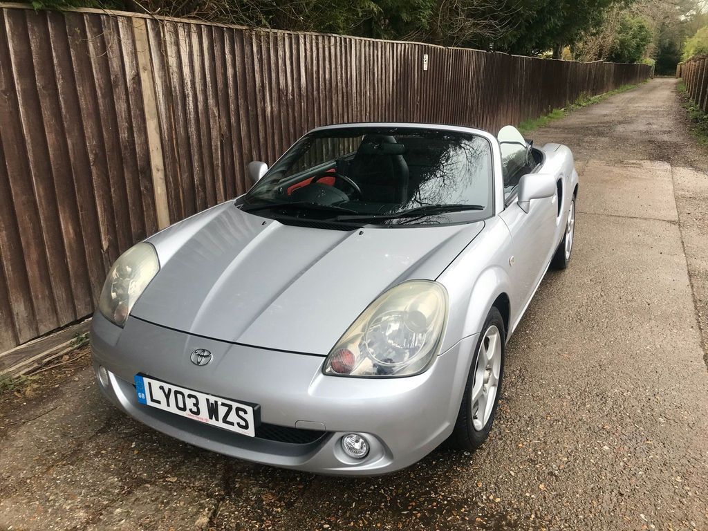 Sold NL53SOA 2003 Toyota MR2 - History / How much is it worth?