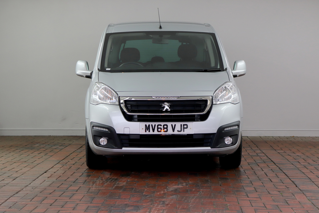 Sold SF68DPU 2018 Peugeot Partner Tepee - History / How much is it worth?