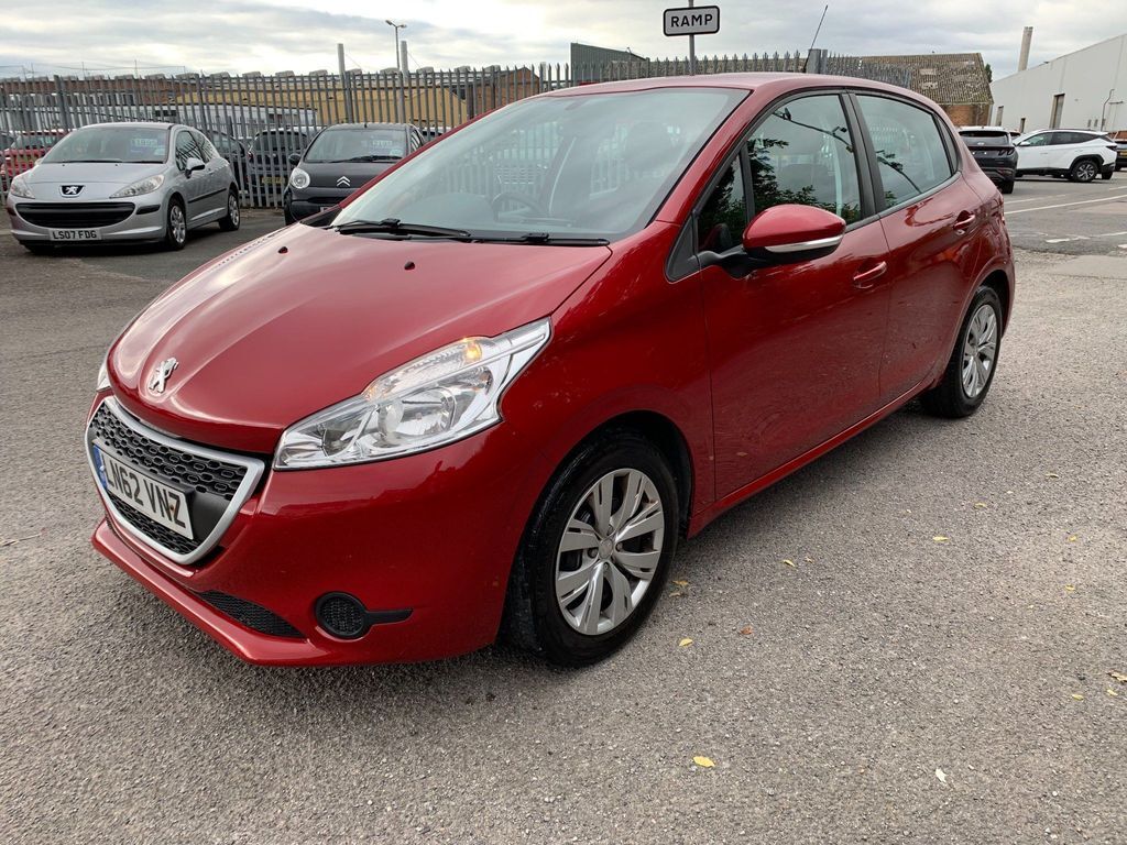 Sold WV13YBH 2013 Peugeot 208 - History / How much is it worth?